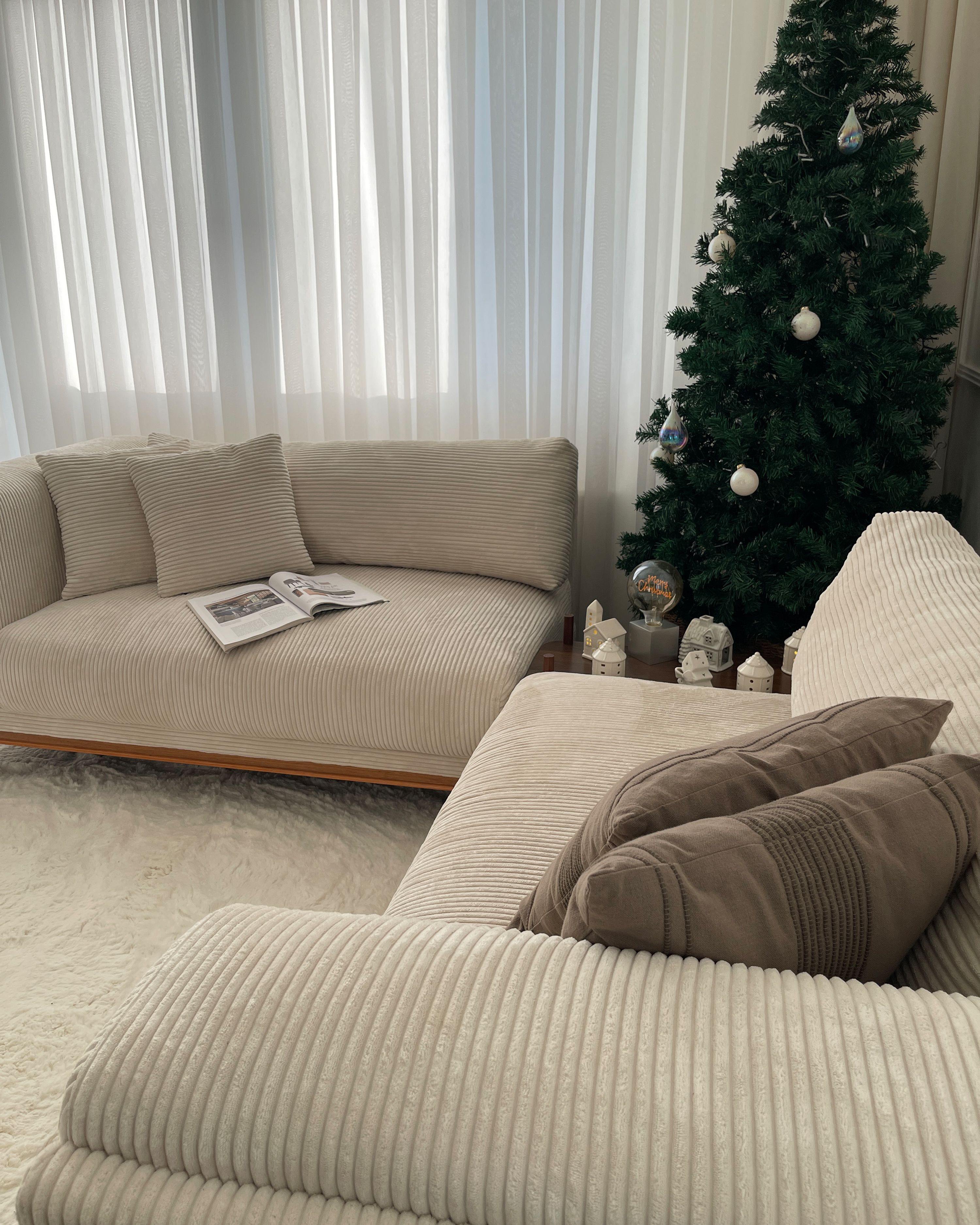 Sofa VENG Cord Hellbeige 4-Sitzer | Beliani.ch