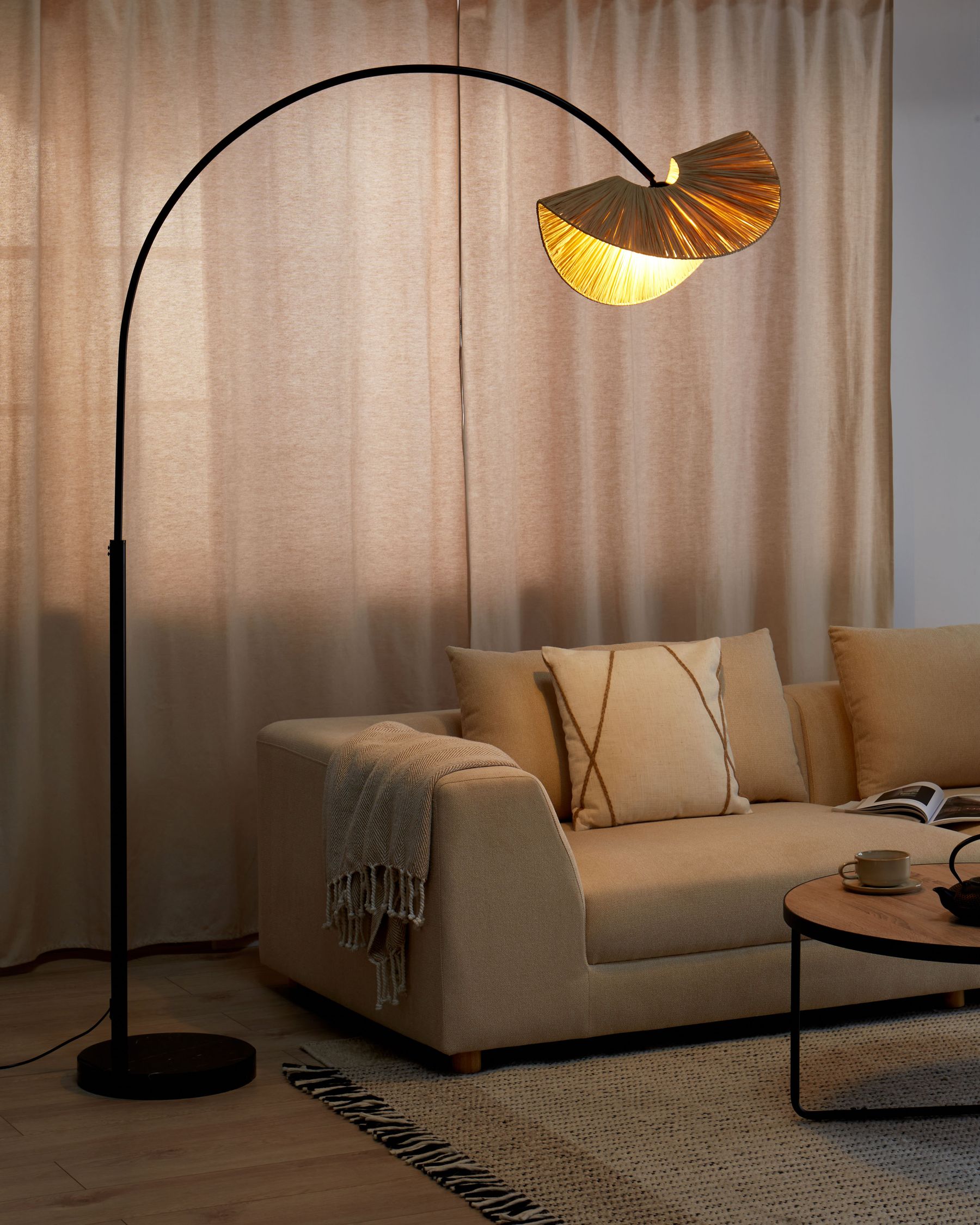 3-Sitzer Sofa sandbeige mit Kissen LERMON | Beliani.de